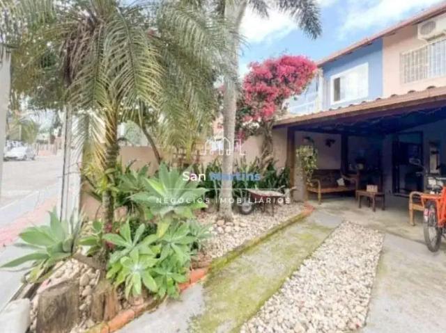 Casa / Sobrado para Venda em Florianópolis/SC São João do Rio Vermelho 3 Quartos