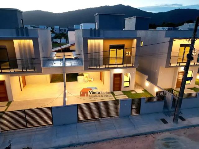 Casa / Sobrado para Venda em Florianópolis/SC São João do Rio Vermelho 3 Quartos