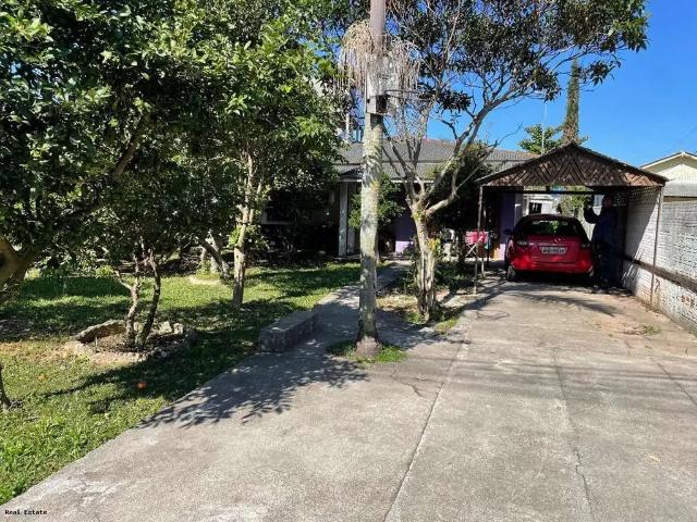 Casa / Sobrado para Venda em Florianópolis/SC São João do Rio Vermelho 3 Quartos