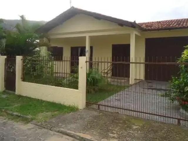 Casa / Sobrado para Venda em Florianópolis/SC São João do Rio Vermelho 3 Quartos
