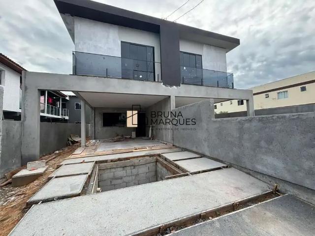 Casa / Sobrado para Venda em Florianópolis/SC São João do Rio Vermelho 3 Quartos