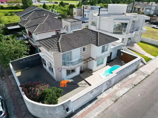 Casa / Sobrado para Venda em Florianópolis/SC São João do Rio Vermelho 3 Quartos