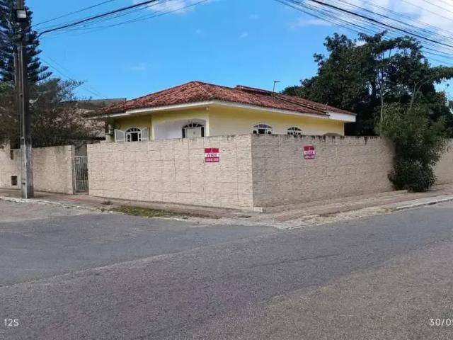 Casa / Sobrado para Venda em Florianópolis/SC São João do Rio Vermelho 3 Quartos