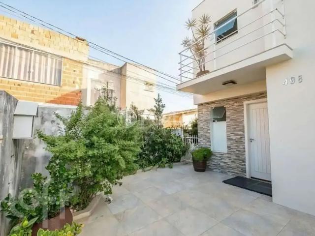 Casa / Sobrado para Venda em Florianópolis/SC São João do Rio Vermelho 3 Quartos