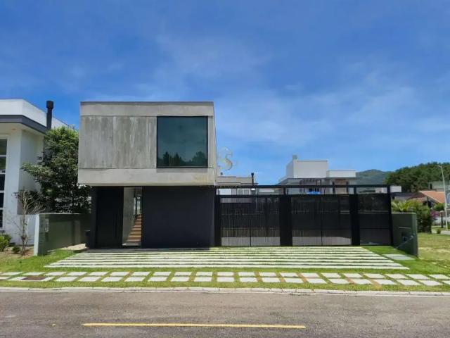 Casa / Sobrado para Venda em Florianópolis/SC São João do Rio Vermelho 4 Quartos