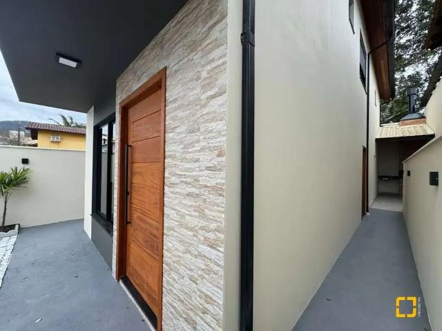 Casa / Sobrado para Venda em Florianópolis/SC São João do Rio Vermelho 4 Quartos