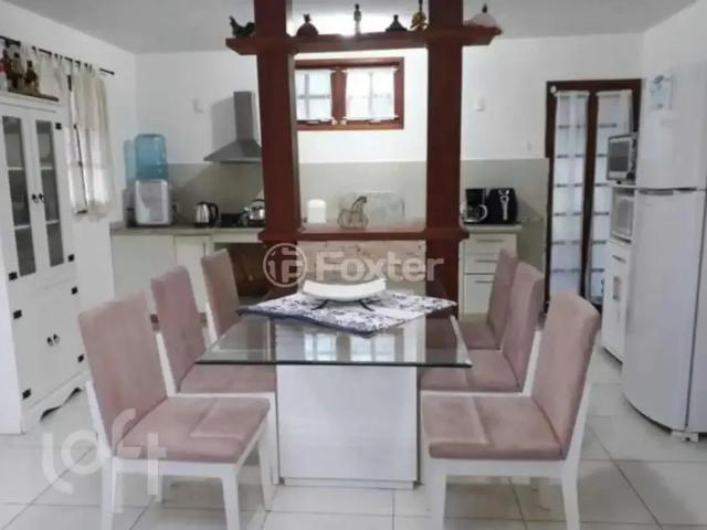 Casa / Sobrado para Venda em Florianópolis/SC São João do Rio Vermelho 4 Quartos