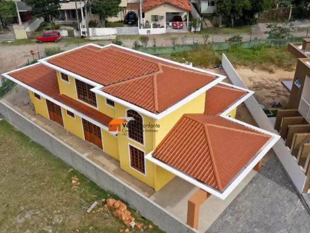Casa / Sobrado para Venda em Florianópolis/SC São João do Rio Vermelho 4 Quartos