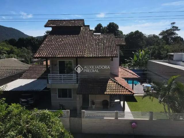 Casa / Sobrado para Venda em Florianópolis/SC São João do Rio Vermelho 4 Quartos