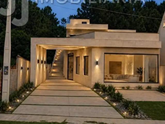 Casa / Sobrado para Venda em Florianópolis/SC São João do Rio Vermelho 4 Quartos