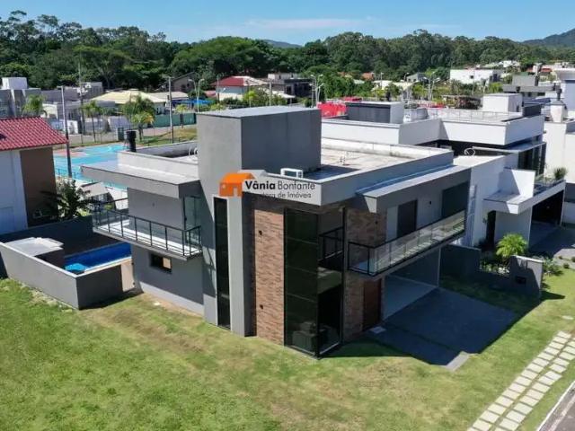 Casa / Sobrado para Venda em Florianópolis/SC São João do Rio Vermelho 4 Quartos