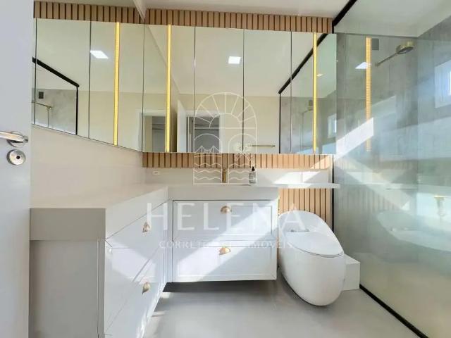 Casa / Sobrado para Venda em Florianópolis/SC São João do Rio Vermelho 4 Quartos