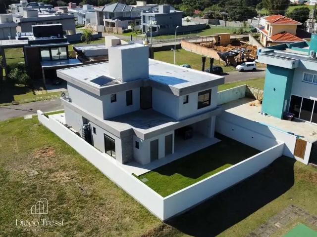 Casa / Sobrado para Venda em Florianópolis/SC São João do Rio Vermelho 4 Quartos
