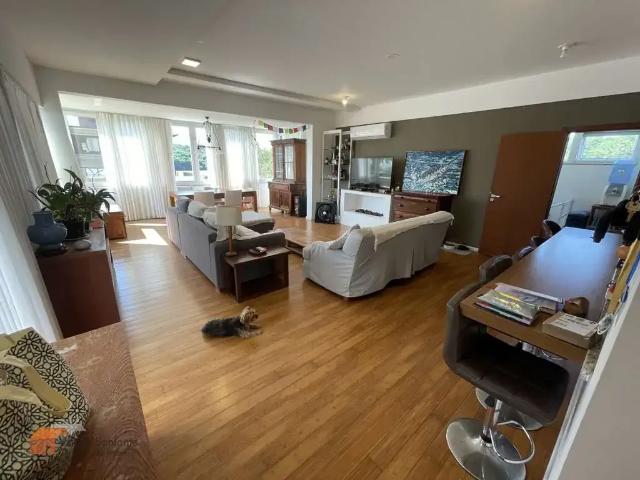 Casa / Sobrado para Venda em Florianópolis/SC São João do Rio Vermelho 4 Quartos
