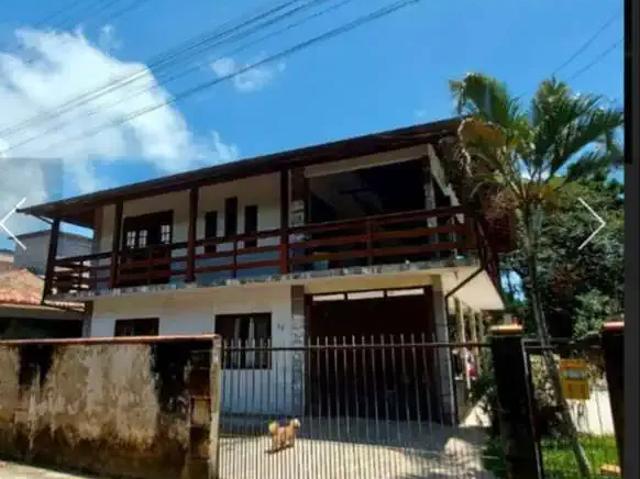 Casa / Sobrado para Venda em Florianópolis/SC São João do Rio Vermelho 5 Quartos