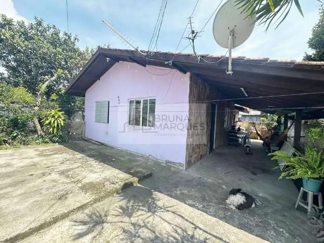 Casa / Sobrado para Venda em Florianópolis/SC São João do Rio Vermelho 5 Quartos