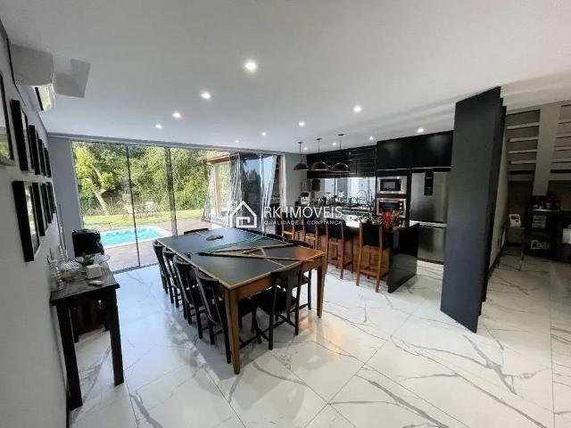 Casa / Sobrado para Venda em Florianópolis/SC São João do Rio Vermelho 5 Quartos