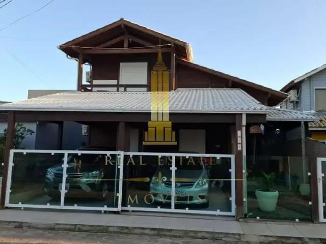 Casa / Sobrado para Venda em Florianópolis/SC São João do Rio Vermelho 5 Quartos