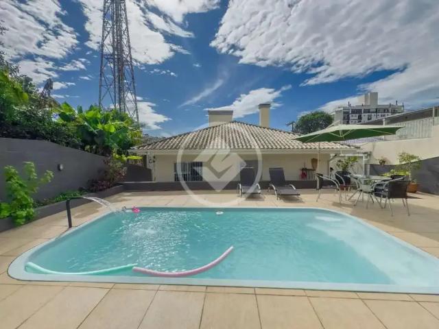 Casa / Sobrado para Venda em Florianópolis/SC Saco dos Limões 4 Quartos