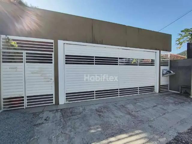Casa / Sobrado para Venda em Florianópolis/SC Saco Grande 3 Quartos