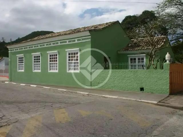 Casa / Sobrado para Venda em Florianópolis/SC Sambaqui 3 Quartos