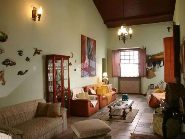 Casa / Sobrado para Venda em Florianópolis/SC Sambaqui 3 Quartos