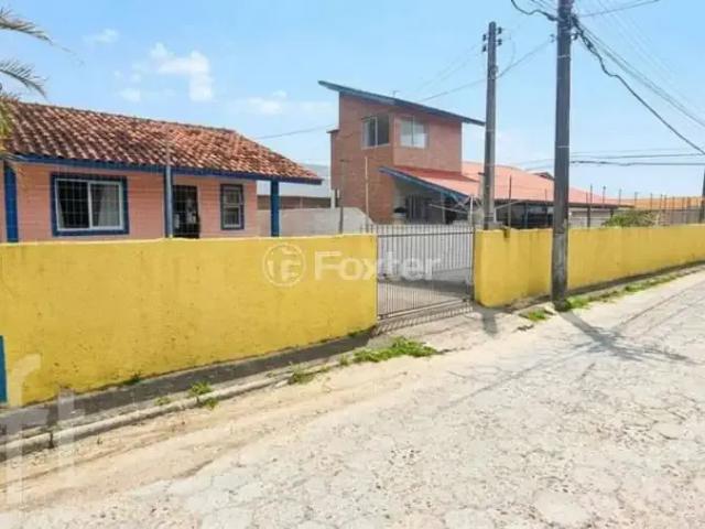 Casa / Sobrado para Venda em Florianópolis/SC Sambaqui 3 Quartos