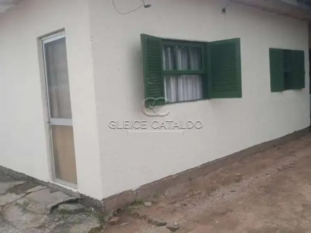 Casa / Sobrado para Venda em Florianópolis/SC Sambaqui 2 Quartos