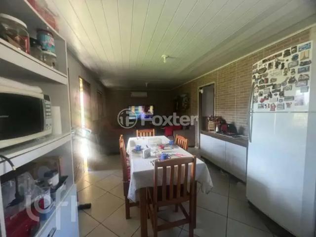 Casa / Sobrado para Venda em Florianópolis/SC Sambaqui 2 Quartos