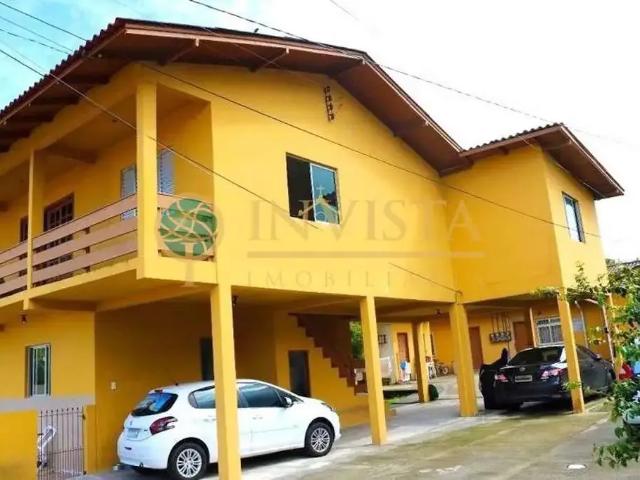 Casa / Sobrado para Venda em Florianópolis/SC Sambaqui 4 Quartos