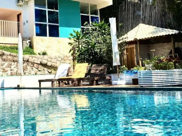 Casa / Sobrado para Venda em Florianópolis/SC Sambaqui 5 Quartos