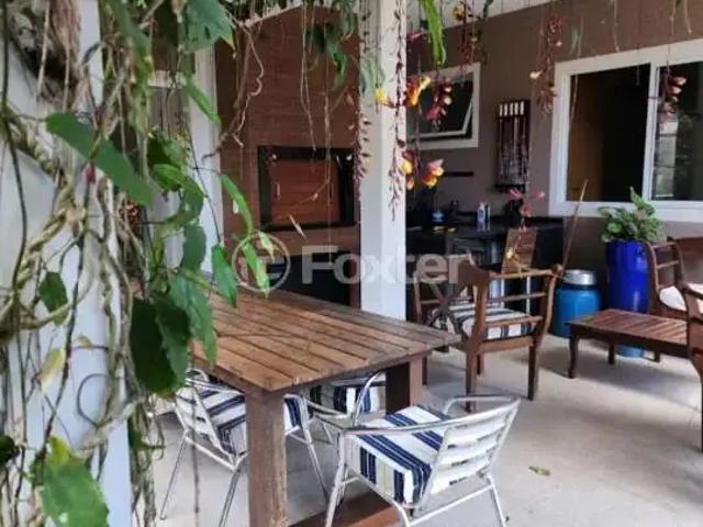 Casa / Sobrado para Venda em Florianópolis/SC Sambaqui 5 Quartos