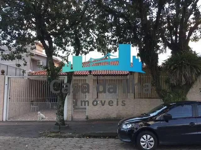 Casa / Sobrado para Venda em Florianópolis/SC Santa Mônica 3 Quartos