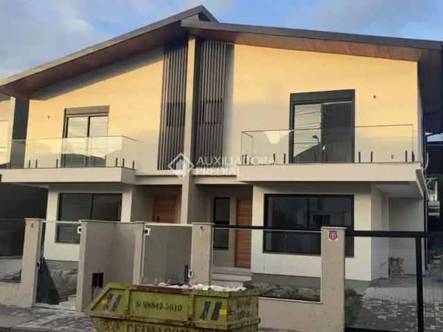 Casa / Sobrado para Venda em Florianópolis/SC Santa Mônica 3 Quartos