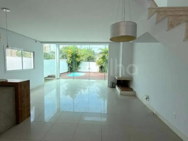 Casa / Sobrado para Venda em Florianópolis/SC Santa Mônica 3 Quartos