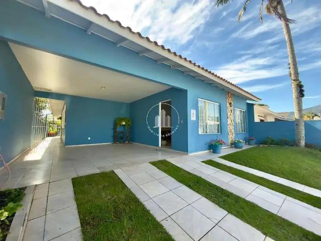 Casa / Sobrado para Venda em Florianópolis/SC Santa Mônica 5 Quartos