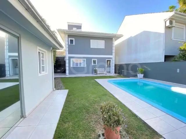 Casa / Sobrado para Venda em Florianópolis/SC Santa Mônica 5 Quartos