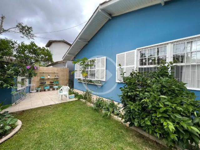 Casa / Sobrado para Venda em Florianópolis/SC Santa Mônica 7 Quartos