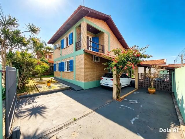 Casa / Sobrado para Venda em Florianópolis/SC Santinho 3 Quartos