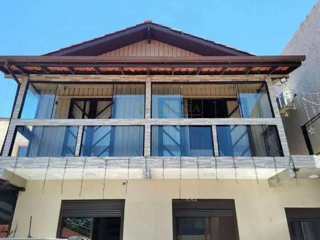 Casa / Sobrado para Venda em Florianópolis/SC Santinho 5 Quartos