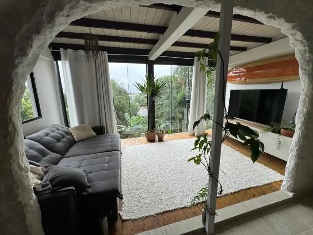 Casa / Sobrado para Venda em Florianópolis/SC Ponta das Canas 3 Quartos