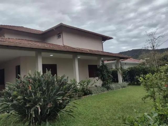 Casa / Sobrado para Venda em Florianópolis/SC Ponta das Canas 4 Quartos