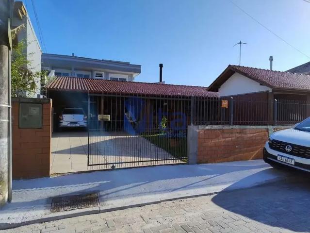 Casa / Sobrado para Venda em Florianópolis/SC Ponta das Canas 4 Quartos