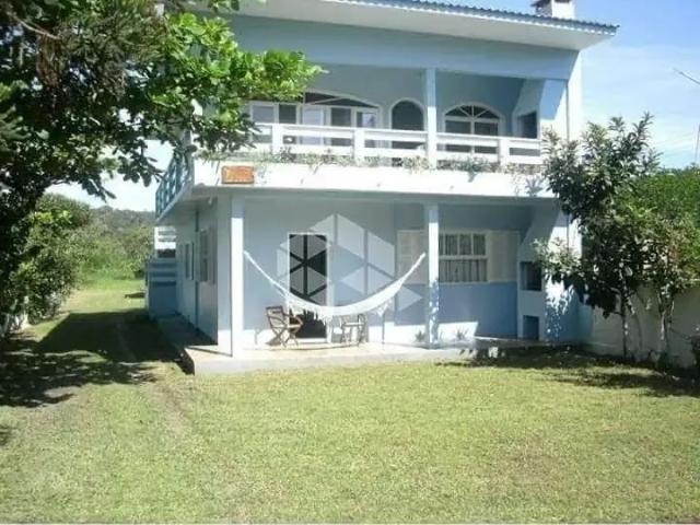 Casa / Sobrado para Venda em Florianópolis/SC Ponta das Canas 6 Quartos