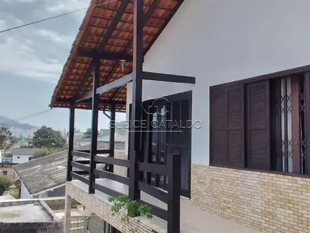 Casa / Sobrado para Venda em Florianópolis/SC Pantanal 4 Quartos