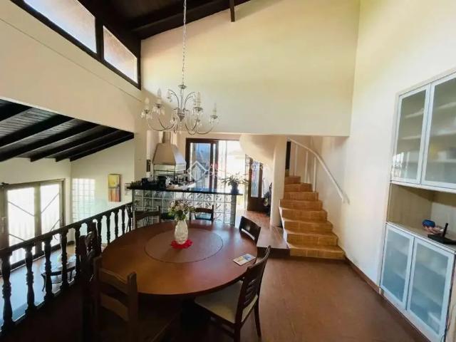 Casa / Sobrado para Venda em Florianópolis/SC Pantanal 4 Quartos