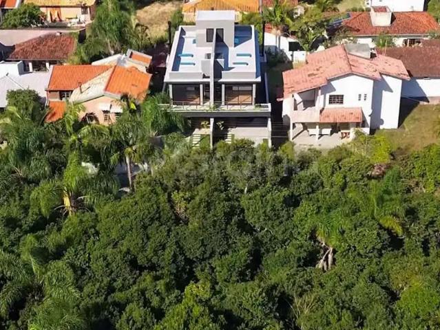 Casa / Sobrado para Venda em Florianópolis/SC Pântano do Sul 3 Quartos