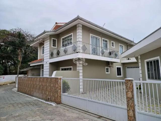 Casa / Sobrado para Venda em Florianópolis/SC Pântano do Sul 12 Quartos