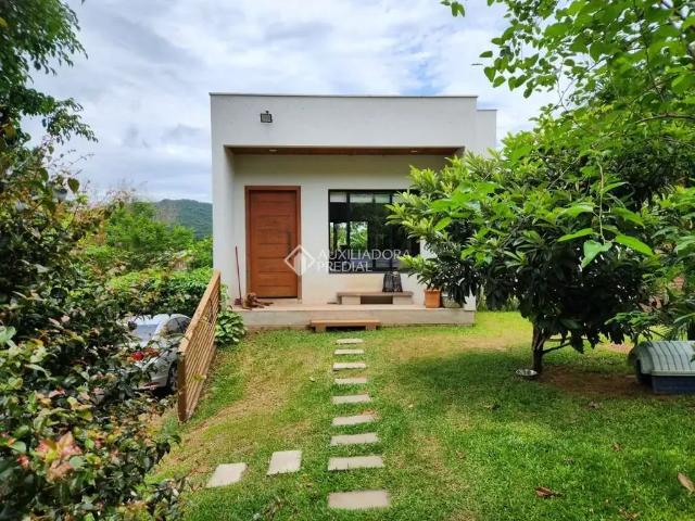 Casa / Sobrado para Venda em Florianópolis/SC Pântano do Sul 3 Quartos