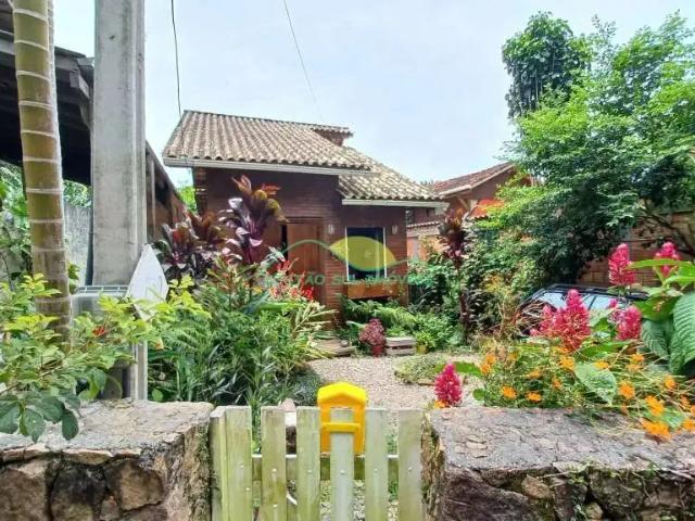 Casa / Sobrado para Venda em Florianópolis/SC Pântano do Sul 2 Quartos